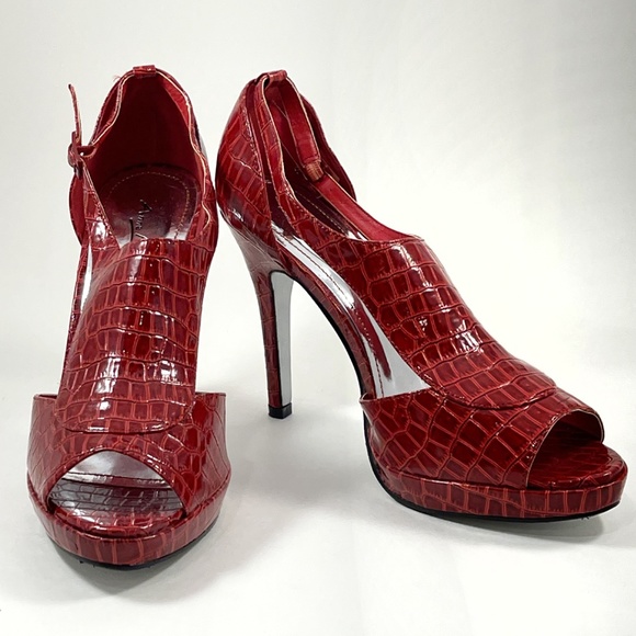 Anne Michelle | Shoes | Nwob Anne Michelle Foxy Red Faux Crocodile ...